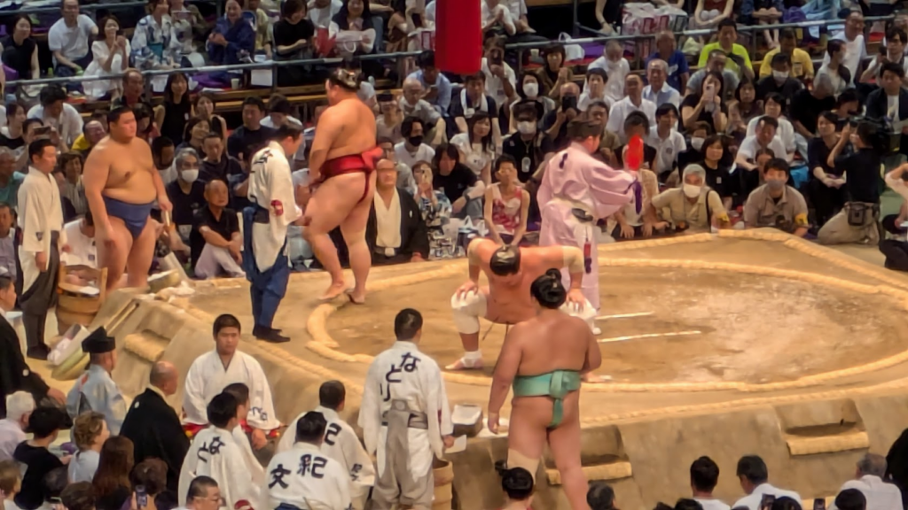 10 sumo rituals you must know - Sumo Tours