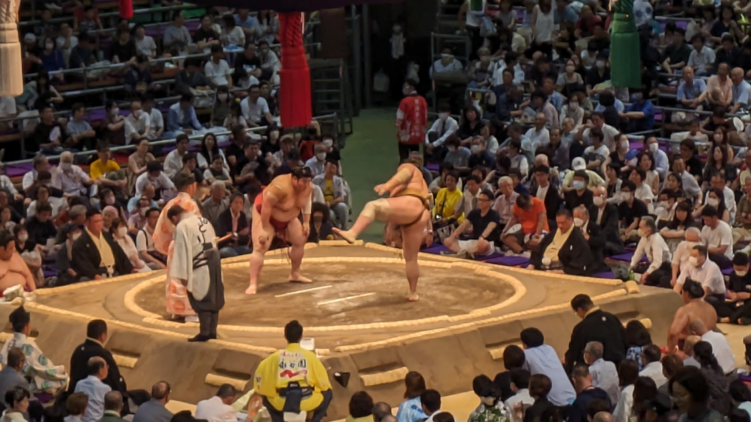 10 sumo rituals you must know - Sumo Tours