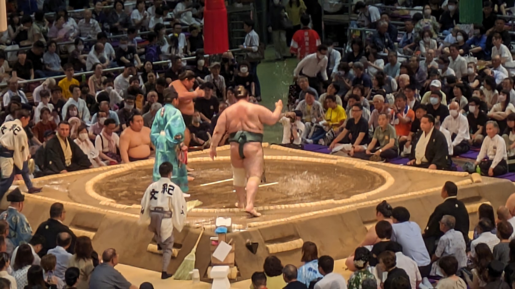 10 sumo rituals you must know - Sumo Tours