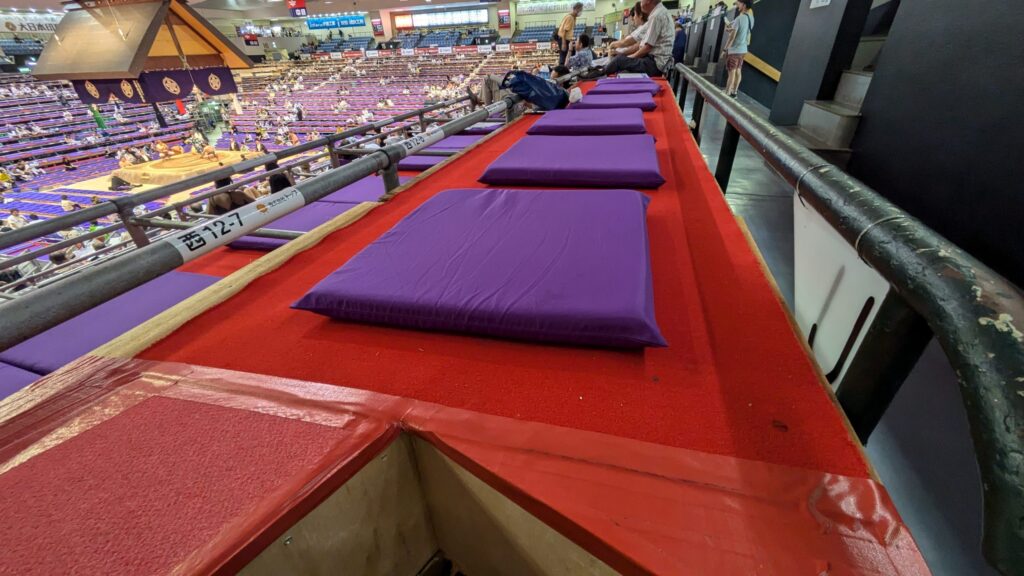 Choosing the Right Sumo Tour: Private vs. Sumo Group Tour - Sumo Tours